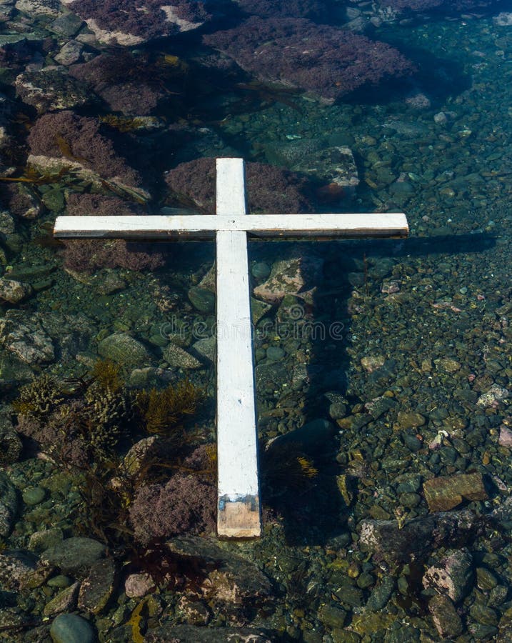 Floating Cross at the Sunken Cemetery, Philippines Stock Photo - Image ...
