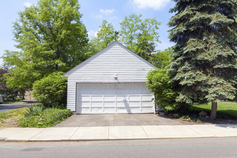Clean garage stock photo. Image of architecture, interior - 19656222
