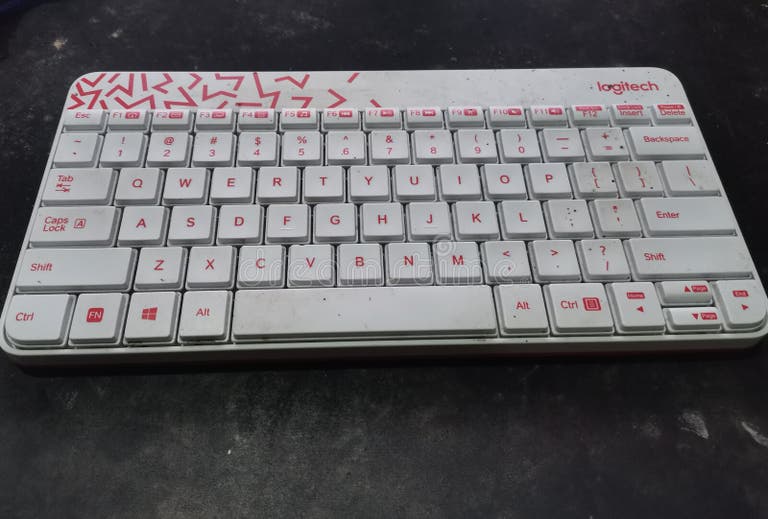 White Keyboard Logitech editorial photo. Image of keyboard - 267399371