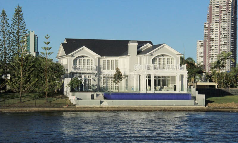 White Mansion stock photo. Image of elegance, palace - 86072532