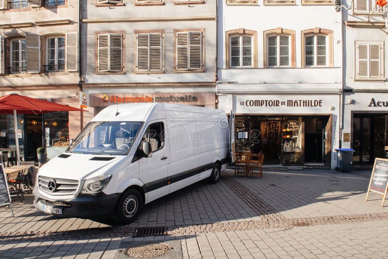 Mercedes Sprinter Driving Sign Stock Photos - Free & Royalty-Free Stock ...