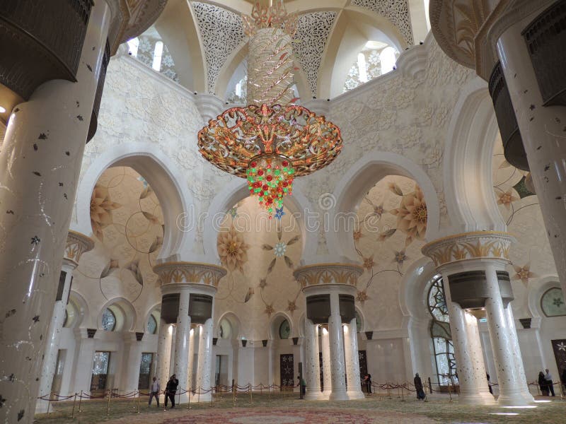 White Mosque of the Sheikh Zayd in Abu Dhabi Inside Stock Photo - Image ...