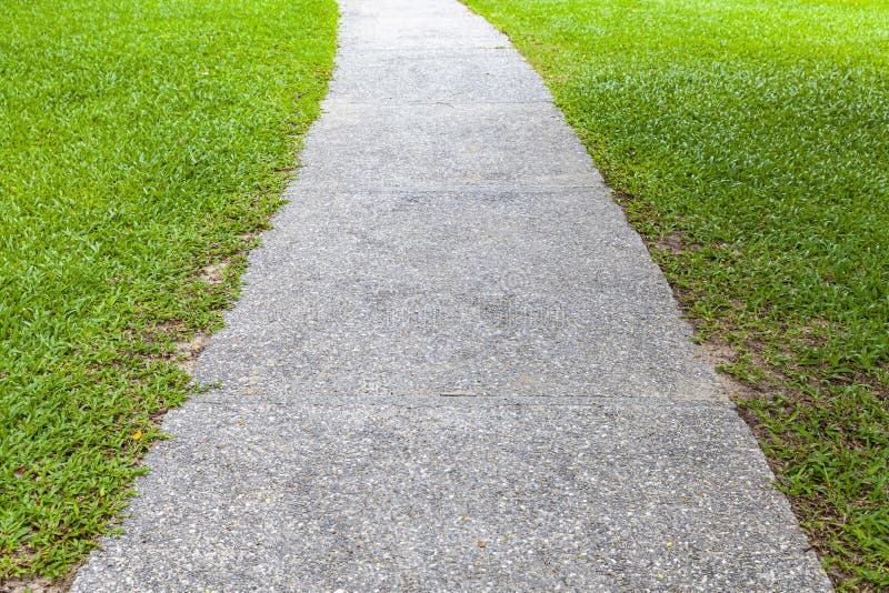 Natural Stone Pathway and Green Lawn Stock Image - Image of lawn ...