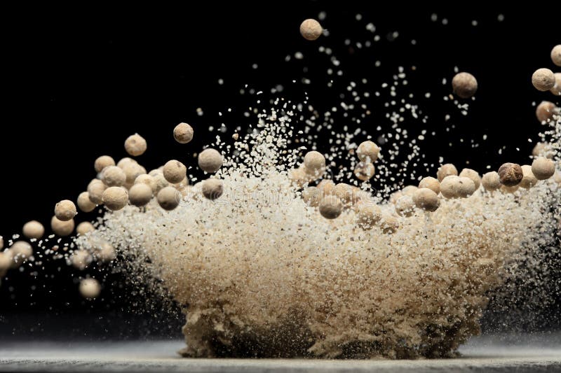 White Pepper Seeds Fly Explosion, White Pepper Mix Powder Float Explode ...
