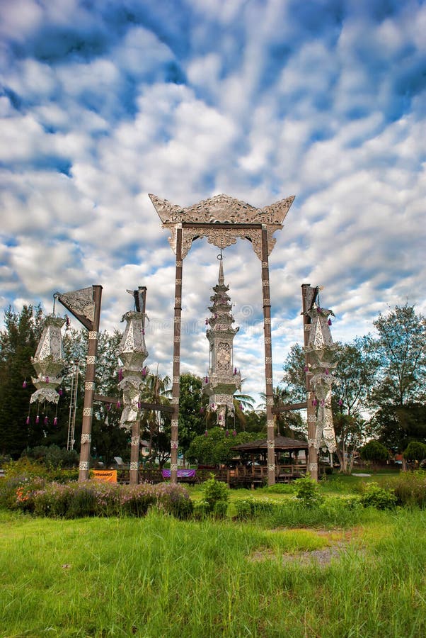 White pillar stock image. Image of monument, historical - 43817107