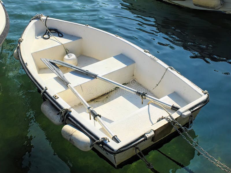 Plastic Boat Stock Photos - Download 7,145 Royalty Free Photos