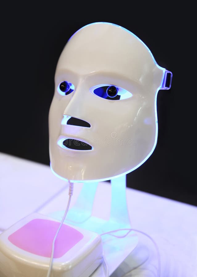 Mask Robot, White Suit with Transparent Plastic and LED Lights O Stock ...