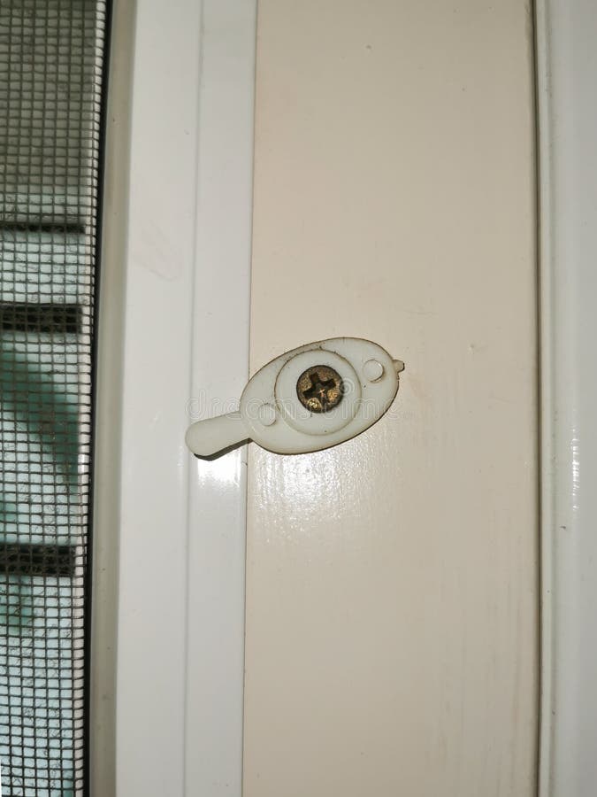 White Plastic Swivel Pin for Locking Metal Windows with Insect Netting ...