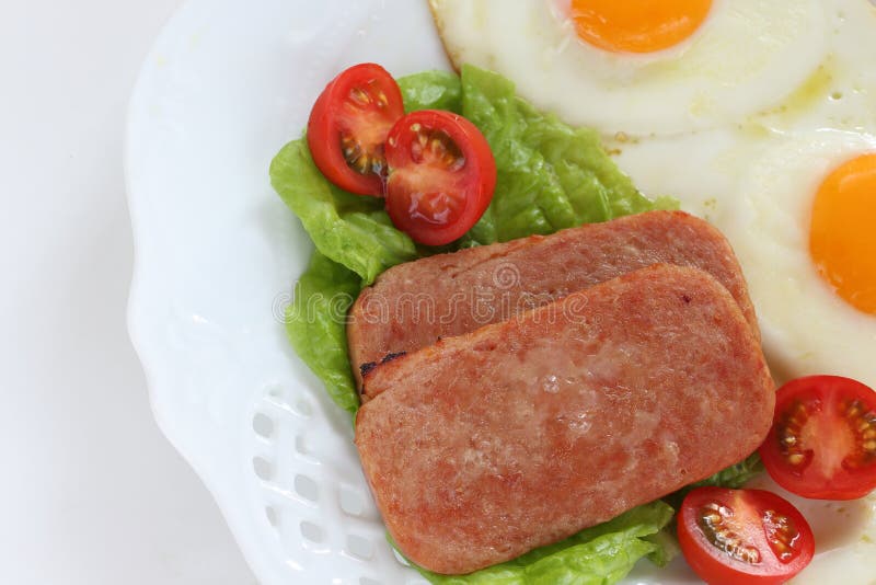 Luncheon Meat and Sunny Side Up Fried Egg with Cherry Tomato Stock ...