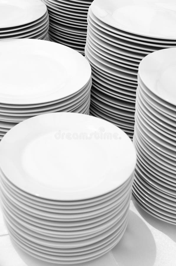Many Plates Stacked Together Stock Photo - Image of pile, large: 23422630