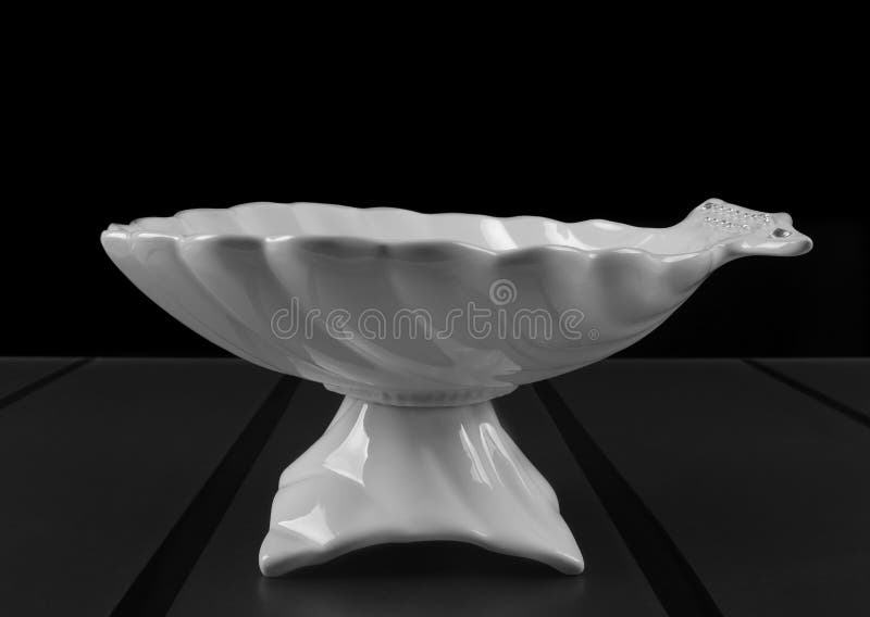 White Porcelain Fruit Bowl-shaped Shell. Stock Image - Image of plate ...