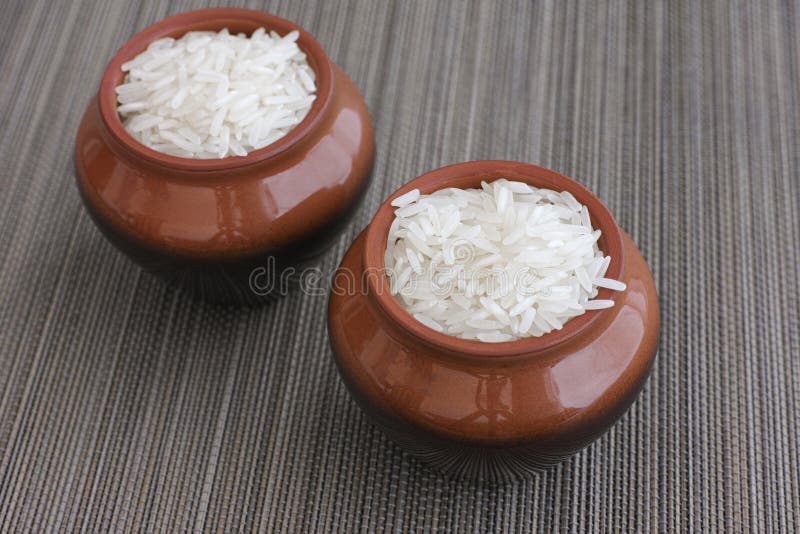 White Rice in the Clay Pots Stock Photo - Image of healthy, clay: 53796680