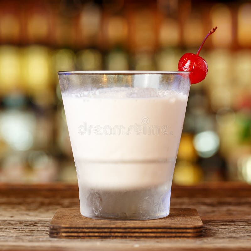 White russian with vodka stock photo. Image of menu, liquid - 92794734
