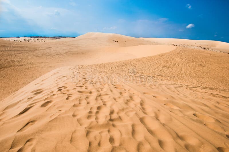 White Sand Dune in Mui Ne, Vietnam or Bau Trang Sand Dunes Editorial ... White Sand Dune in Mui Ne, Vietnam or Bau Trang Sand Dunes Editorial ...