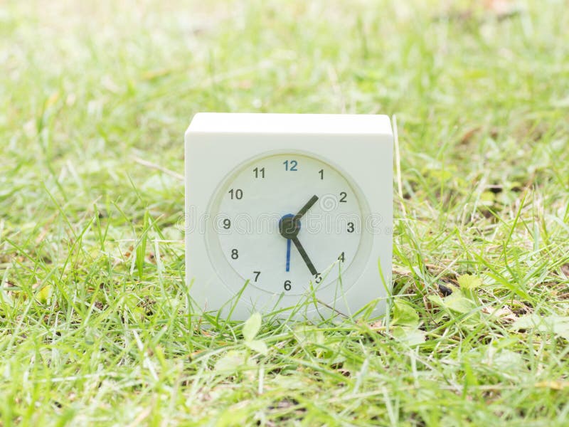 479 Twenty Minute Clock Stock Photos - Free & Royalty-Free Stock Photos ...