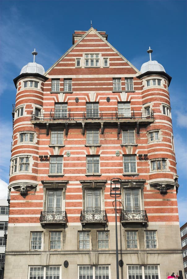 White Star building stock photo. Image of head, pier - 22977048