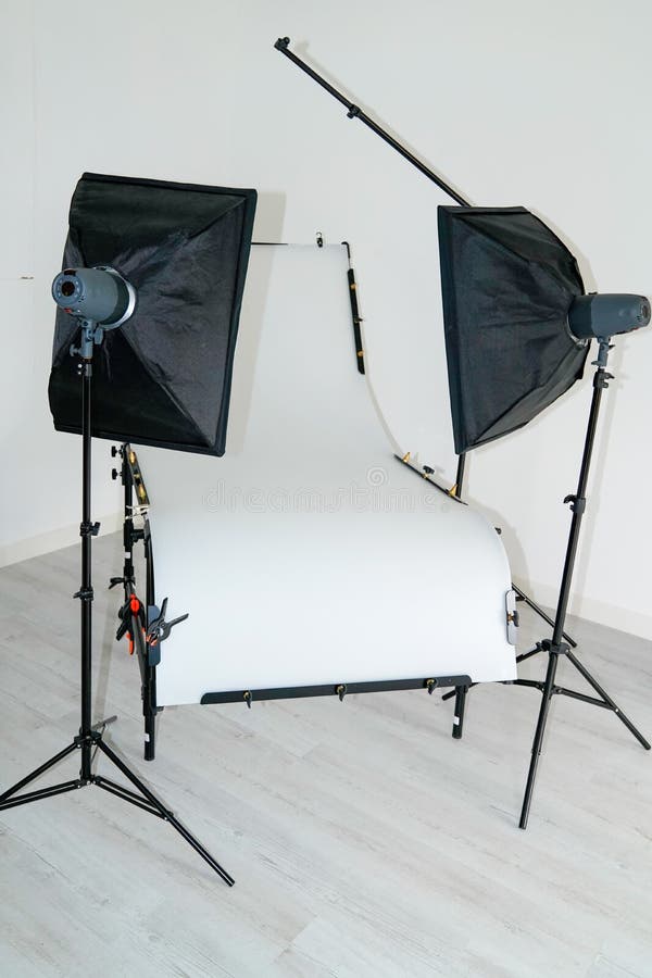 White Studio Setup with Lights Table for Object Picture White ...