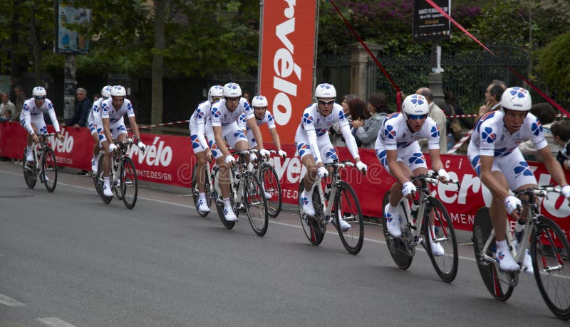 White team editorial photography. Image of team, roadside - 5140042