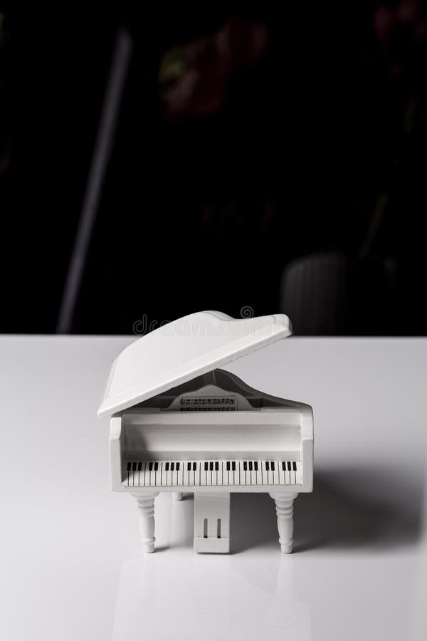 406 Piano Surface Stock Photos - Free & Royalty-Free Stock Photos from ...