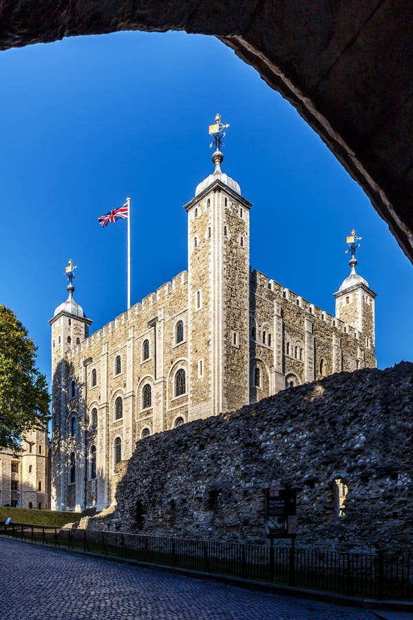 White Tower of TOwer of London Stock Image - Image of famous ...