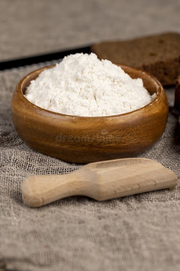 Wheat Flour with Bran for Cooking Bread Stock Photo - Image of plate ...