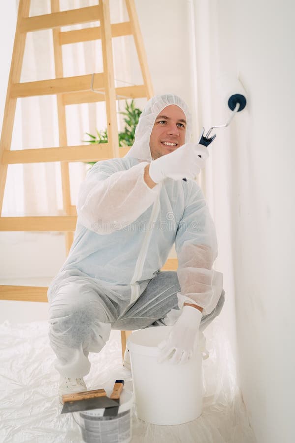 Whitewashing Wall stock image. Image of craftsman, worker - 110860727