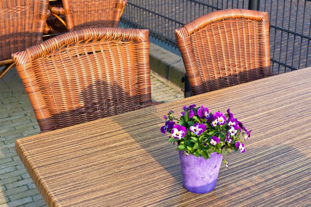 Wicker Cafe Tables and Chairs Stock Image - Image of green, place: 27321741