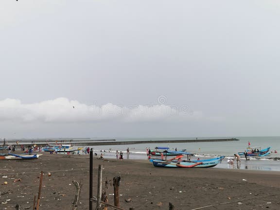 Widara Payung Beach editorial stock image. Image of vehicle - 227704864