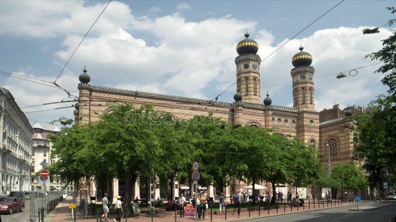 Wide Angle View of the Front of the Great Synagogue in Budapest Stock ...