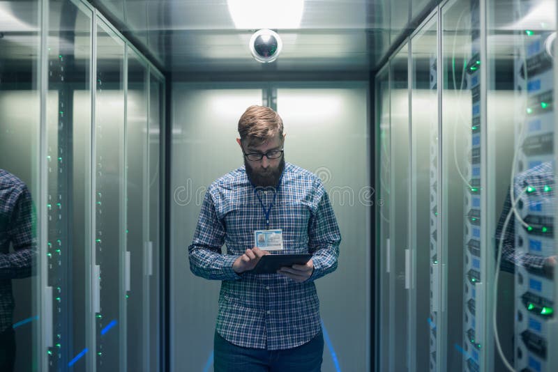 It Engineer with Tablet in Server Room Stock Photo - Image of network ...