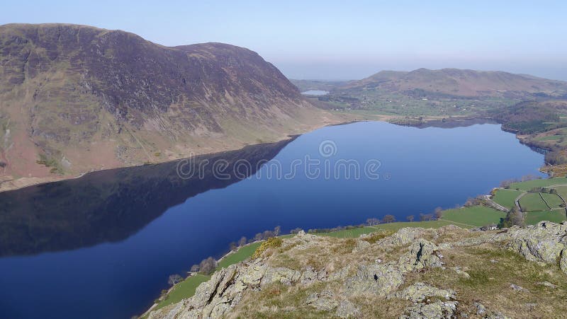 Melbreak Seen Over Crummock Water Stock Image - Image of clear, crag ...