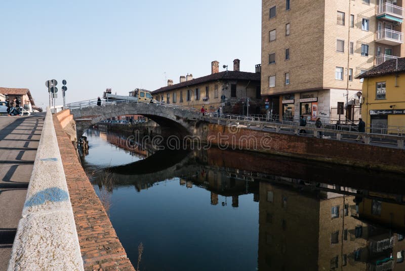 Widok Trezzano Sul Naviglio ` S Most Fotografia Editorial - Obraz ... Widok Trezzano Sul Naviglio ` S Most Fotografia Editorial - Obraz ...