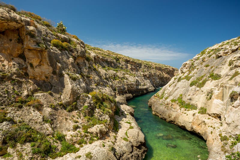 Wied IL-Ghasri, Gozo, Malta Imagen de archivo - Imagen de cielo, maltés ...