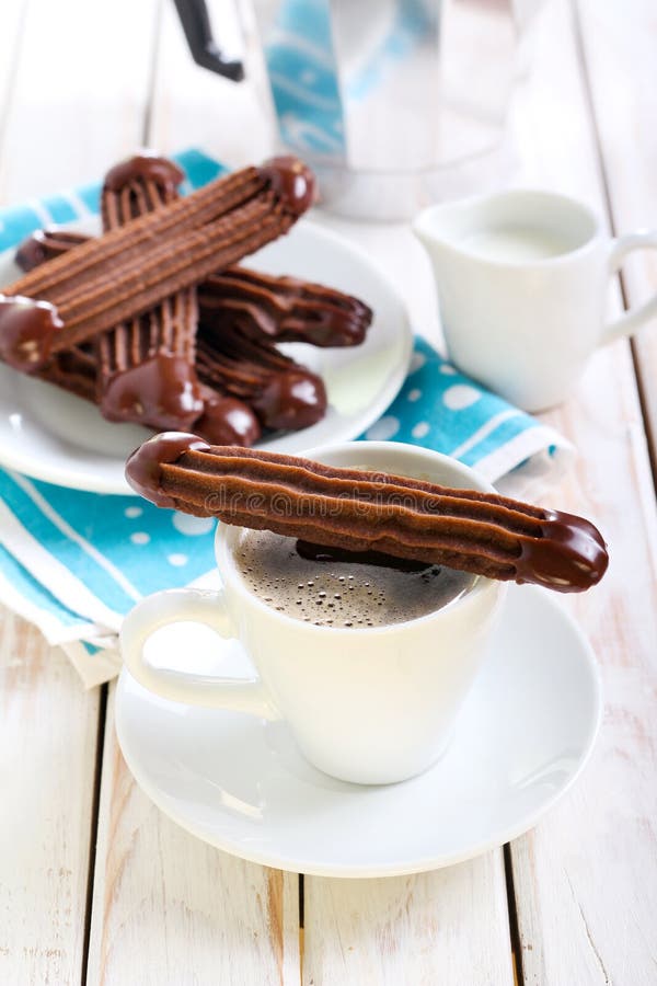 Wiener Fingerkekse Der Schokolade Stockbild - Bild von gebacken, wiener ...