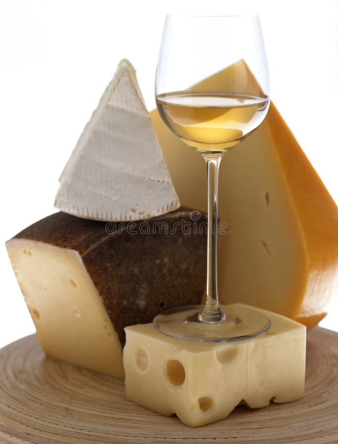 Wijn en kaas stock afbeelding. Image of raad, ingrediënt - 16768001