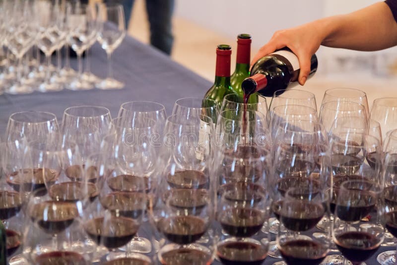 Wijn het Proeven stock foto. Image of wijnglas, catering - 38395350