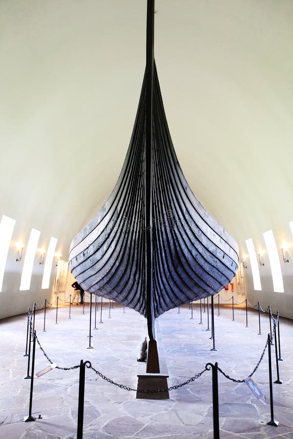 Wikinger-Boot stockfoto. Bild von schön, wikinger, form - 11161068