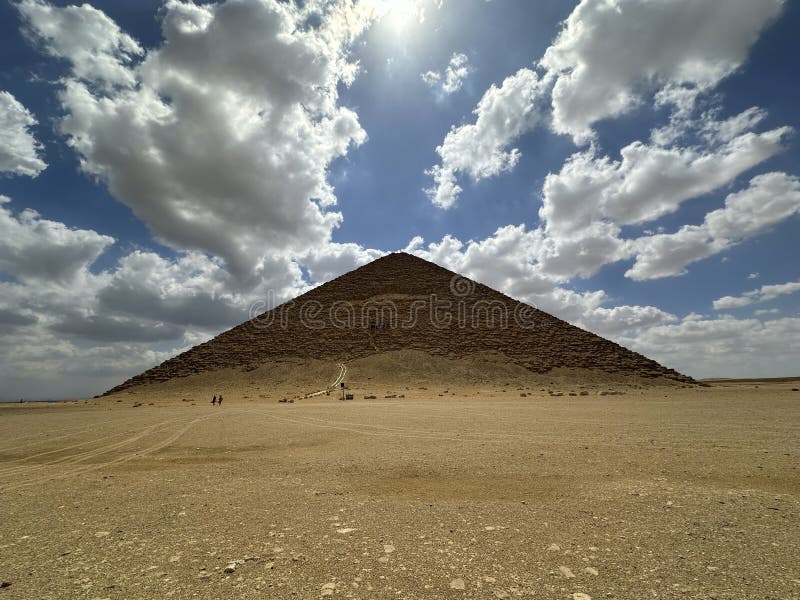 Wild Angle View of Red Pyramid of Snefru in Dahshur Stock Photo - Image ...