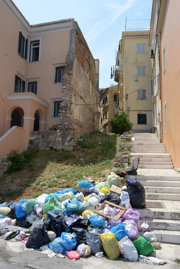 Wild dump in a city street editorial image. Image of city - 142328190