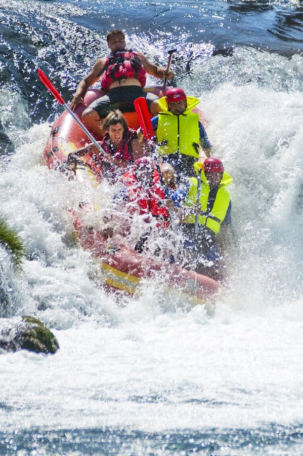 Wild rafting editorial photo. Image of raft, people - 102787901