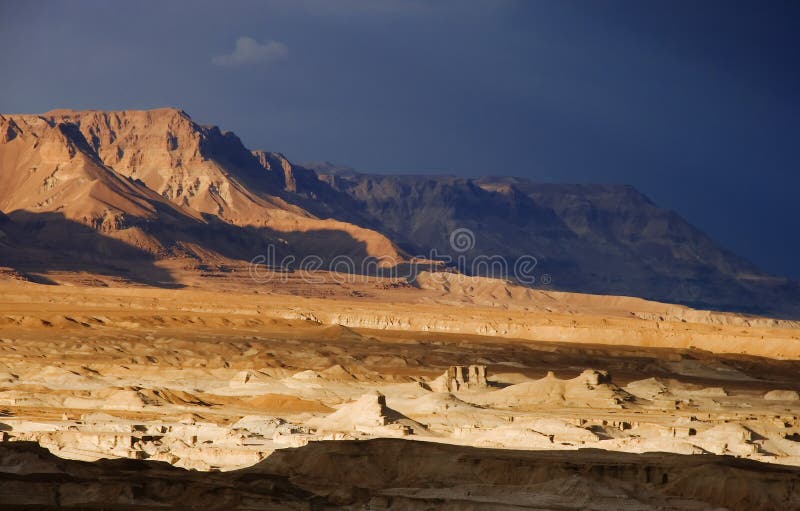 Wilderness of Judea stock photo. Image of horizon, israel - 4439660