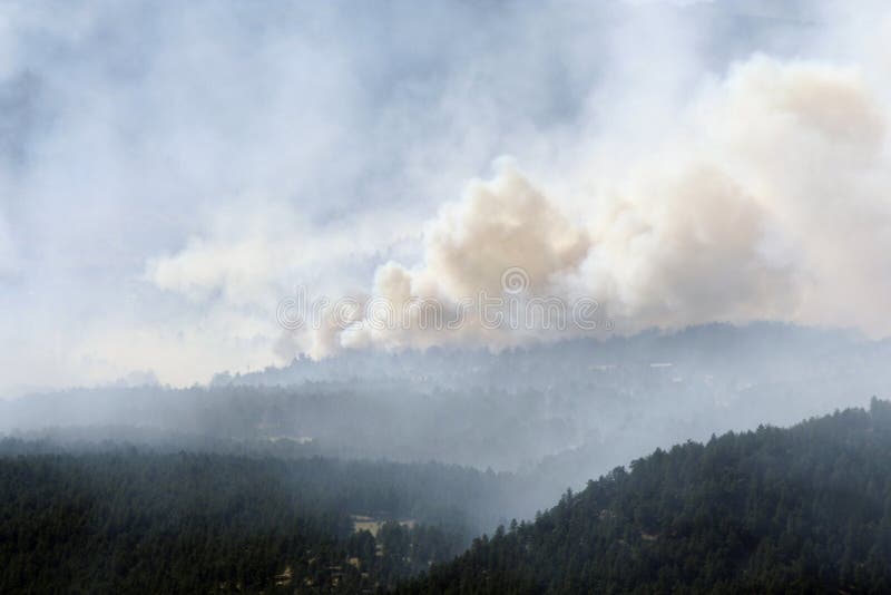 Deadly Smoke from Wildfires Editorial Photography - Image of fire ...
