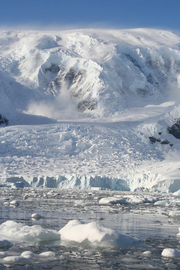 Wilhelmina bay, Antarctica stock photo. Image of peninsula - 3356166