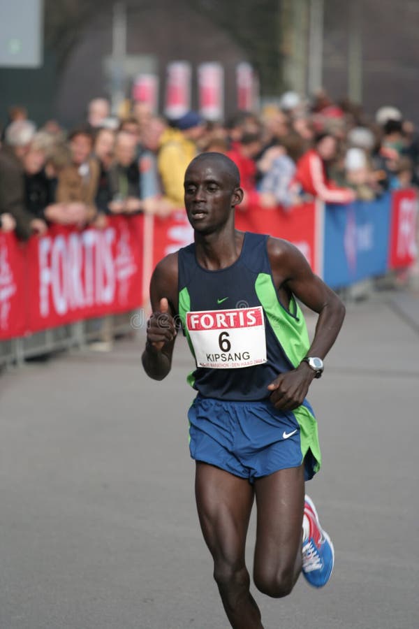 William Kipsang editorial photo. Image of footrace, track - 4609241