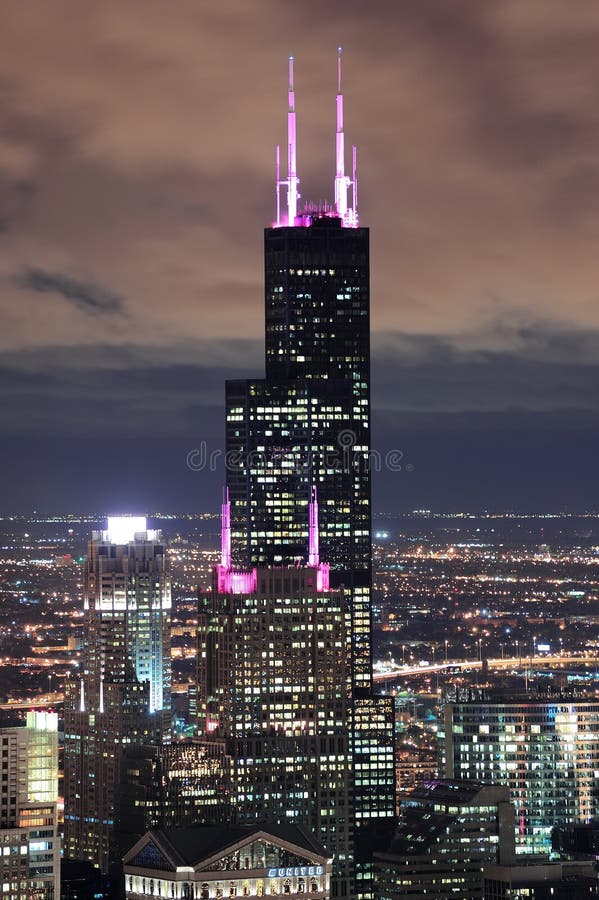 Willis Tower in Chicago editorial photo. Image of outdoors - 22976806