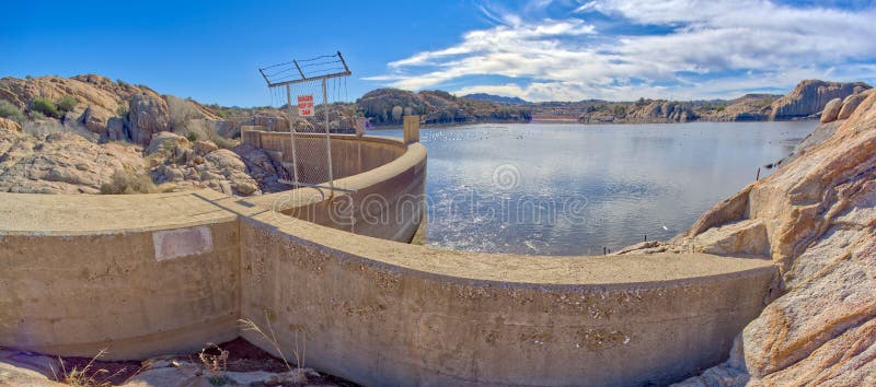 Willow Lake Dam in Prescott AZ Stock Photo - Image of swamp, tourism ...