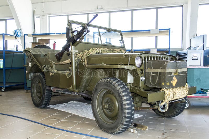 Willy Jeep with Mounted Bren L4A4 Stock Photo - Image of indoors ...