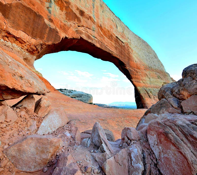 Wilson Arch, Blue Sky and Rocks, Moab, Utah. Editorial Stock Photo ...