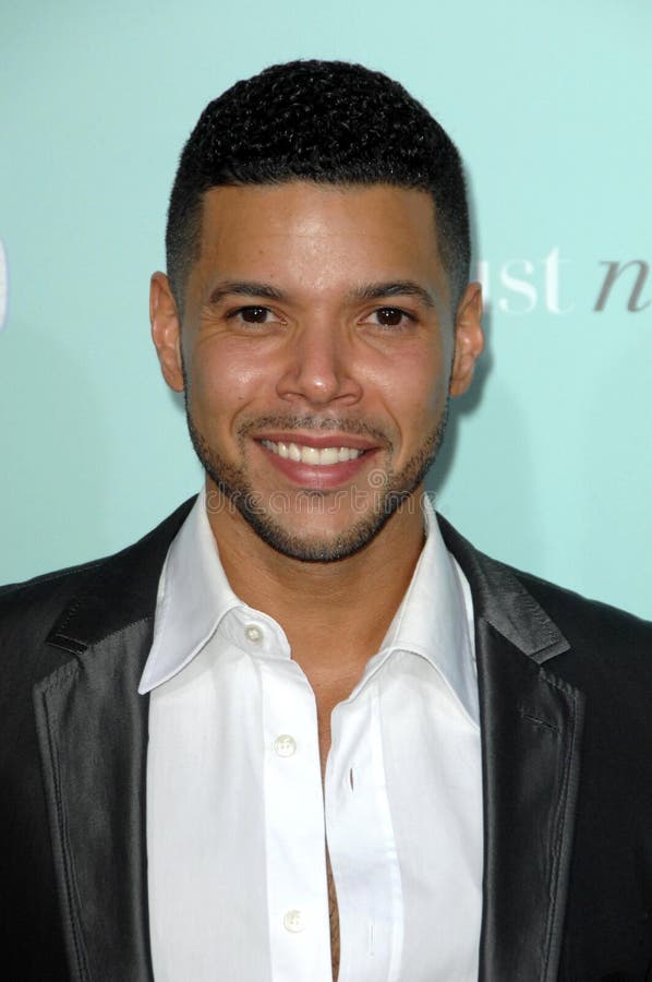 Wilson Cruz editorial image. Image of premiere, grauman - 22860595