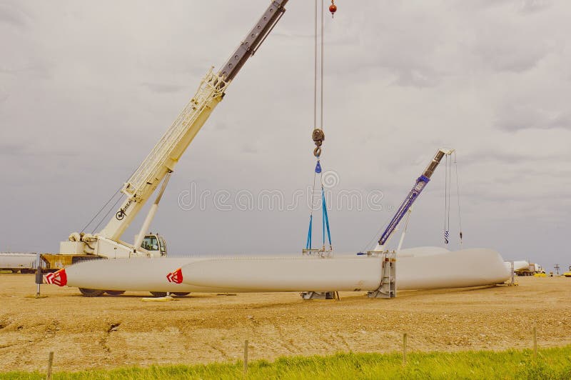 Wind turbine blades editorial stock image. Image of mechanical - 272475799